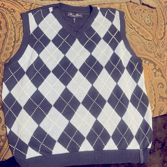 American classic | Sweaters | Diamond Pattern Sweater Vest For Men ...